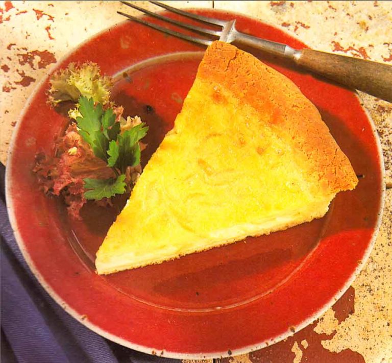 Cheese and Onion Flan (Flamiche au Fromage) - RecipeMatic