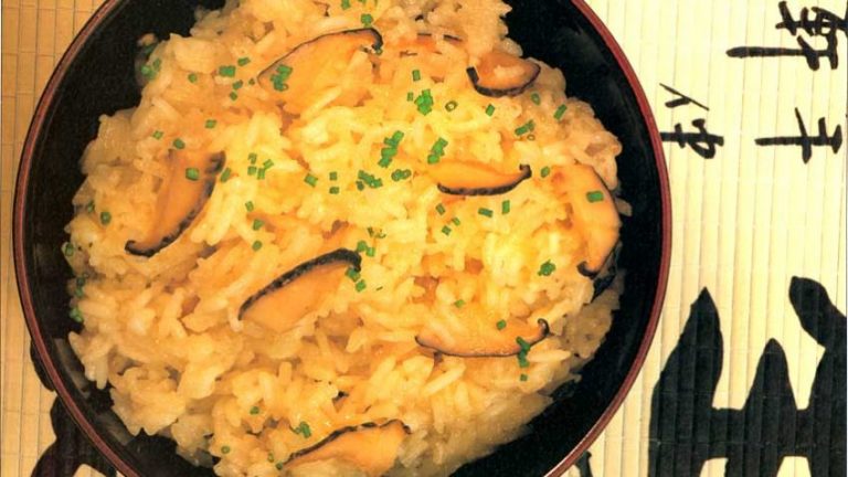 Stir-Fried Sticky Rice Recipe | Chinese Style - RecipeMatic